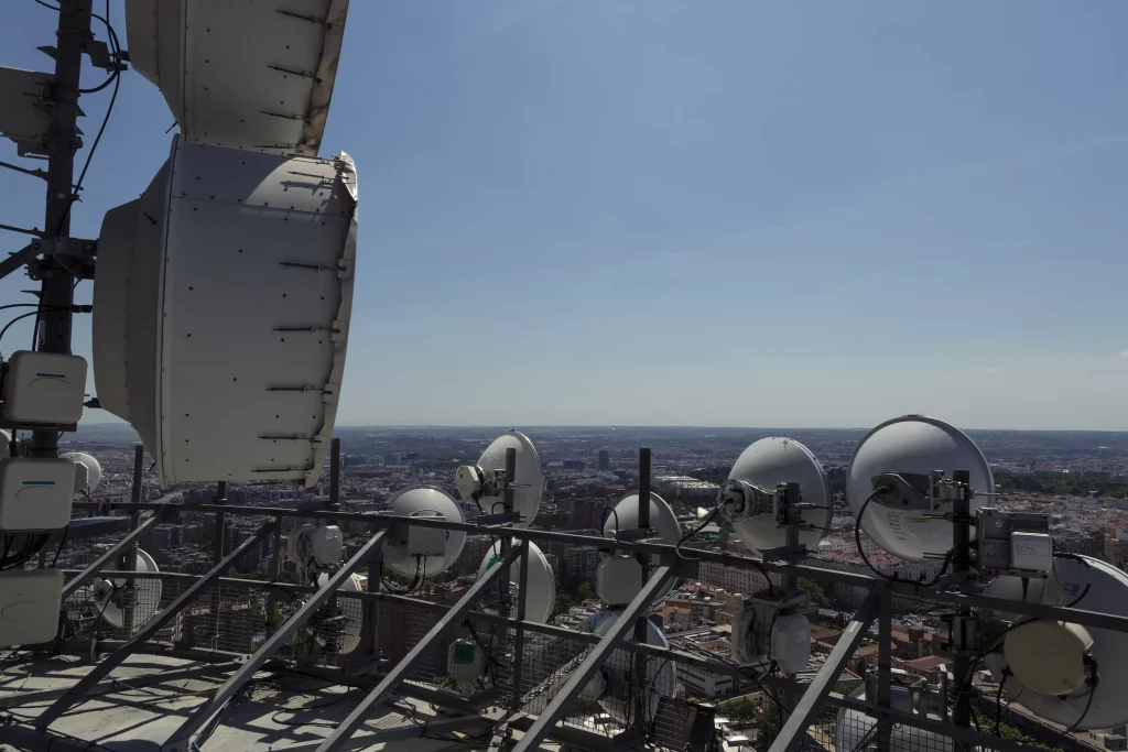 RTVE awards Cellnex the right to broadcast its radio and television ...